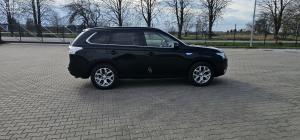 Melns Mitsubishi Outlander 2013 Kauņa, ar dzinēja tilpumu 2.00 L un nobraukumu 300 tūkst. km par 6850 €, foto 10 vietnē AUTOMOTO.COM.LV