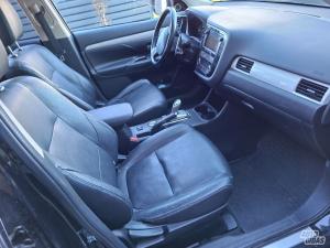 Melns Mitsubishi Outlander 2013 Kauņa, ar dzinēja tilpumu 2.00 L un nobraukumu 300 tūkst. km par 6850 €, foto 18 vietnē AUTOMOTO.COM.LV