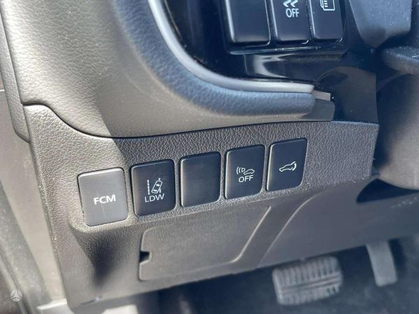 Melns Mitsubishi Outlander 2013 Viļņa, ar dzinēja tilpumu 2.00 L un nobraukumu 278 tūkst. km par 7650 €, foto 10 vietnē AUTOMOTO.COM.LV