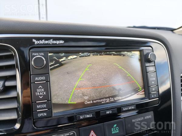 Melns Mitsubishi Outlander 2013 Rīga, ar dzinēja tilpumu 2.00 L un nobraukumu 258 tūkst. km par 8950 €, foto 10 vietnē AUTOMOTO.COM.LV