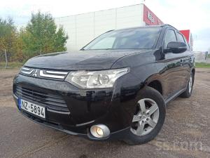 Black Mitsubishi Outlander 2013 in Daugavpils, with an engine capacity of 2.00 L and mileage of 0 thousand km for 7800 €, photo  on AUTOMOTO.COM.LV