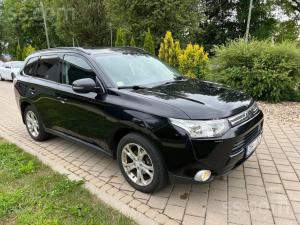 Black Mitsubishi Outlander 2014 in Riga, with an engine capacity of 2.00 L and mileage of 308 thousand km for 7200 €, photo  on AUTOMOTO.COM.LV