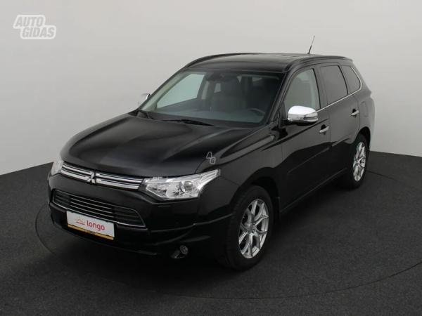 Melns Mitsubishi Outlander 2014 Viļņa, ar dzinēja tilpumu 2.00 L un nobraukumu 203 tūkst. km par 10299 €, foto 1 vietnē AUTOMOTO.COM.LV