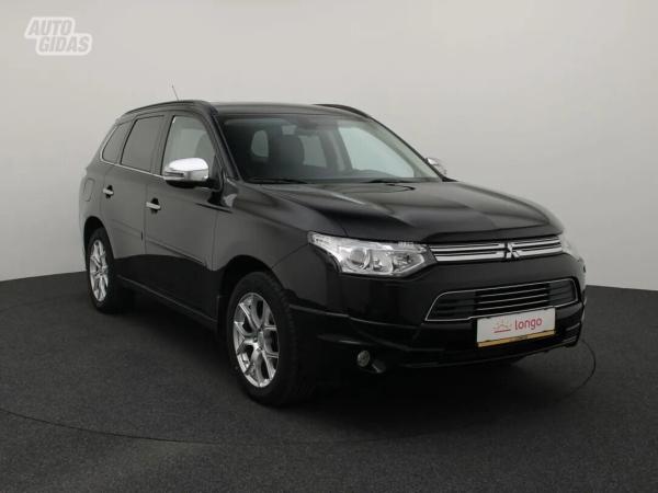 Melns Mitsubishi Outlander 2014 Viļņa, ar dzinēja tilpumu 2.00 L un nobraukumu 203 tūkst. km par 10299 €, foto 10 vietnē AUTOMOTO.COM.LV