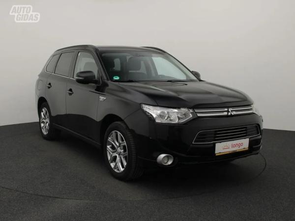 Melns Mitsubishi Outlander 2014 Viļņa, ar dzinēja tilpumu 2.00 L un nobraukumu 204 tūkst. km par 10199 €, foto 10 vietnē AUTOMOTO.COM.LV