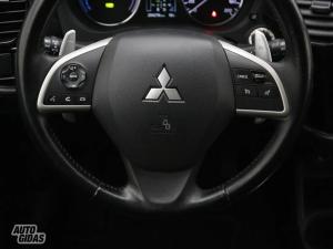 Black Mitsubishi Outlander 2014 in Vilnius, with an engine capacity of 2.00 L and mileage of 204 thousand km for 10199 €, photo 19 on AUTOMOTO.COM.LV