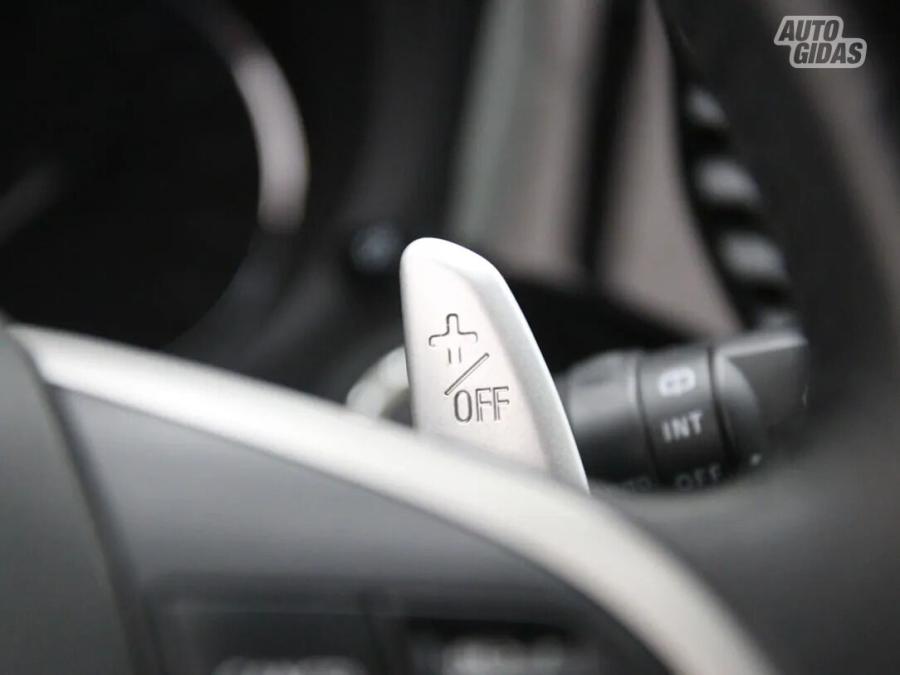 Black Mitsubishi Outlander 2014 in Vilnius, with an engine capacity of 2.00 L and mileage of 204 thousand km for 10199 €, photo 32 on AUTOMOTO.COM.LV