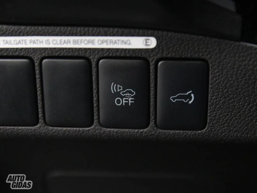 Black Mitsubishi Outlander 2014 in Vilnius, with an engine capacity of 2.00 L and mileage of 204 thousand km for 10199 €, photo 33 on AUTOMOTO.COM.LV