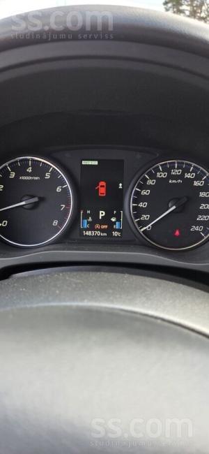 Black Mitsubishi Outlander 2014 in Riga, with an engine capacity of 2.00 L and mileage of 148 thousand km for 10400 €, photo 12 on AUTOMOTO.COM.LV