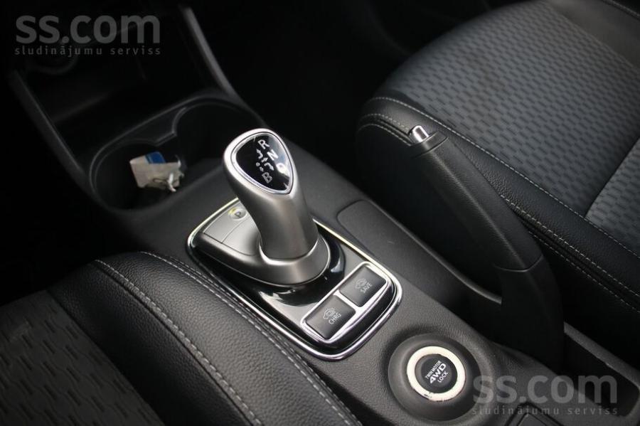 Melns Mitsubishi Outlander 2014 Tukums, ar dzinēja tilpumu 2.00 L un nobraukumu 209 tūkst. km par 8968 €, foto 16 vietnē AUTOMOTO.COM.LV