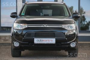 Melns Mitsubishi Outlander 2014 Tukums, ar dzinēja tilpumu 2.00 L un nobraukumu 209 tūkst. km par 8968 €, foto 31 vietnē AUTOMOTO.COM.LV