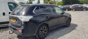 Black Mitsubishi Outlander 2014 in Kaunas, with an engine capacity of 2.20 L and mileage of 380 thousand km for 3500 €, photo 3 on AUTOMOTO.COM.LV