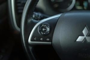 Black Mitsubishi Outlander 2014 in Liepaja, with an engine capacity of 2.30 L and mileage of 110 thousand km for 11850 €, photo 18 on AUTOMOTO.COM.LV