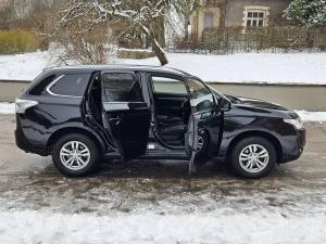 Black Mitsubishi Outlander 2014 in Jekabpils, with an engine capacity of 2.20 L and mileage of 230 thousand km for 8490 €, photo 30 on AUTOMOTO.COM.LV