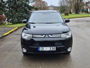 Melns Mitsubishi Outlander 2014 Jēkabpils, ar dzinēja tilpumu 2.20 L un nobraukumu 197 tūkst. km par 9290 €, foto 3 vietnē AUTOMOTO.COM.LV