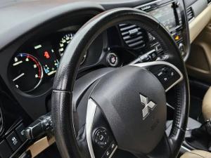 Melns Mitsubishi Outlander 2014 Jēkabpils, ar dzinēja tilpumu 2.20 L un nobraukumu 197 tūkst. km par 9290 €, foto 14 vietnē AUTOMOTO.COM.LV