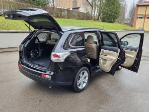 Melns Mitsubishi Outlander 2014 Jēkabpils, ar dzinēja tilpumu 2.20 L un nobraukumu 197 tūkst. km par 9290 €, foto 26 vietnē AUTOMOTO.COM.LV