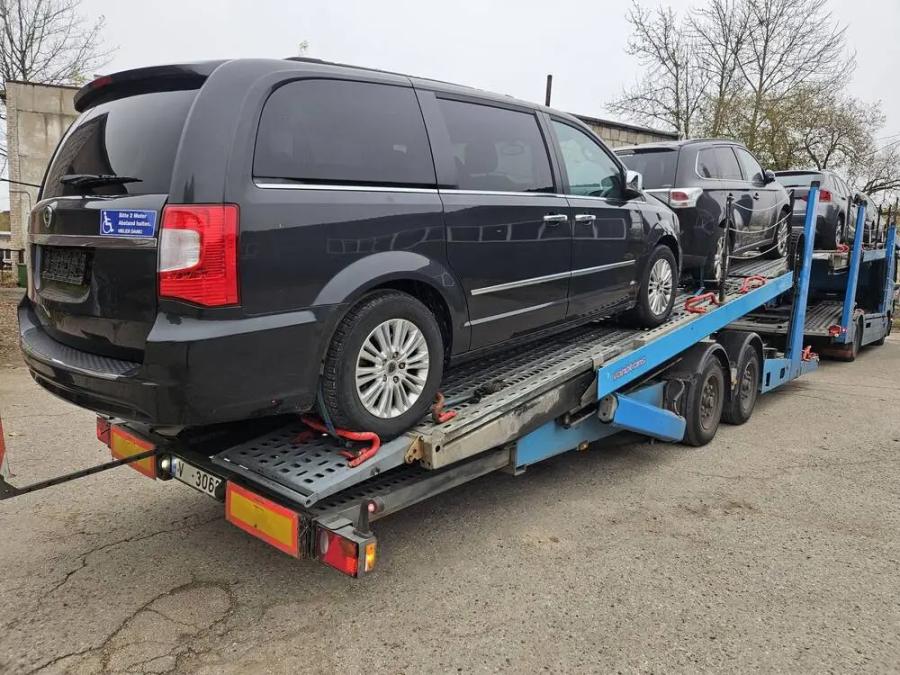 Melns Mitsubishi Outlander 2014 Jēkabpils, ar dzinēja tilpumu 2.20 L un nobraukumu 197 tūkst. km par 9290 €, foto 36 vietnē AUTOMOTO.COM.LV