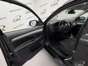 Black Mitsubishi Outlander 2014 in Vilnius, with an engine capacity of 2.00 L and mileage of 205 thousand km for 8800 €, photo 20 on AUTOMOTO.COM.LV