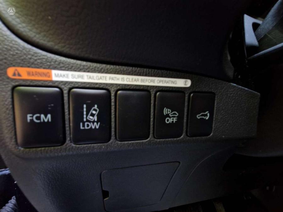 Black Mitsubishi Outlander 2014 in Kaunas, with an engine capacity of 2.00 L and mileage of 312 thousand km for 7450 €, photo 20 on AUTOMOTO.COM.LV