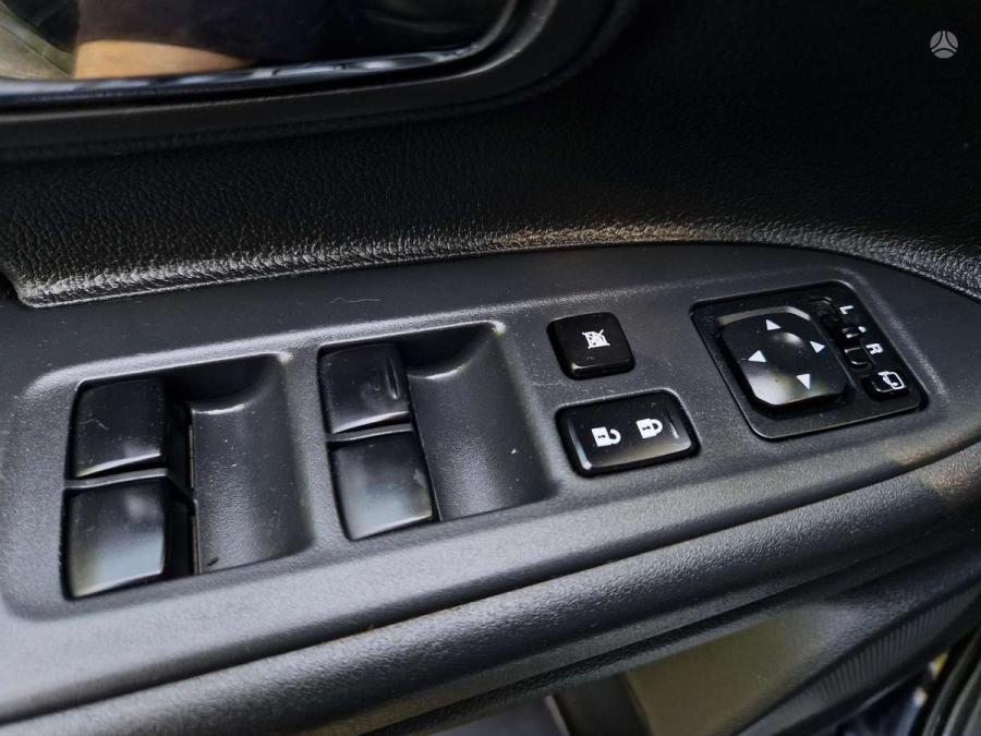 Black Mitsubishi Outlander 2014 in Kaunas, with an engine capacity of 2.00 L and mileage of 312 thousand km for 7450 €, photo 24 on AUTOMOTO.COM.LV