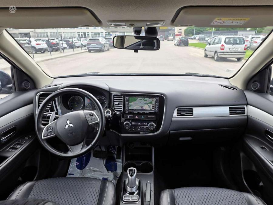 Melns Mitsubishi Outlander 2014 Tauragė, ar dzinēja tilpumu 2.00 L un nobraukumu 330 tūkst. km par 6700 €, foto 14 vietnē AUTOMOTO.COM.LV