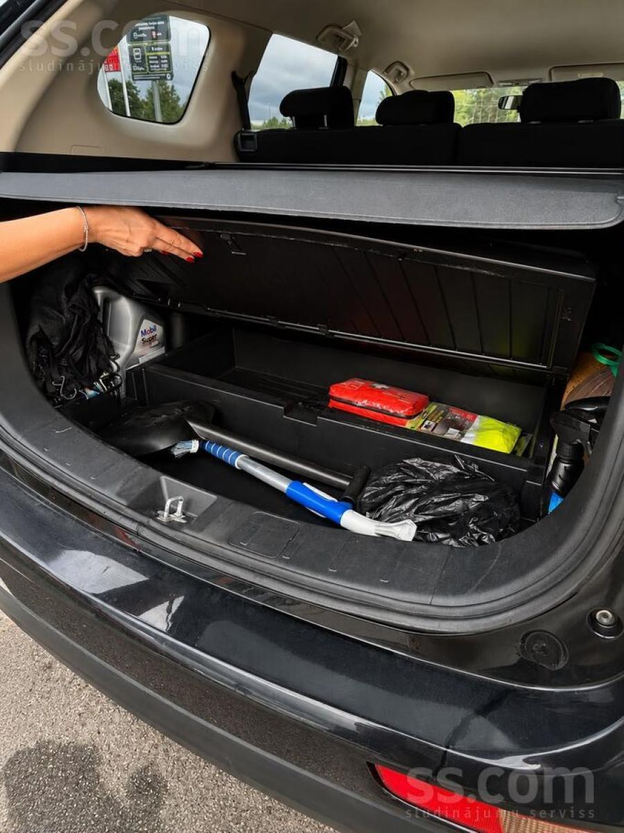Melns Mitsubishi Outlander 2014 Rīga, ar dzinēja tilpumu 2.00 L un nobraukumu 152 tūkst. km par 9200 €, foto 6 vietnē AUTOMOTO.COM.LV