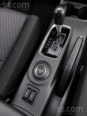 Melns Mitsubishi Outlander 2014 Rīga, ar dzinēja tilpumu 2.00 L un nobraukumu 152 tūkst. km par 9200 €, foto 11 vietnē AUTOMOTO.COM.LV