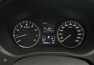Black Mitsubishi Outlander 2014 in Panevezys, with an engine capacity of 2.00 L and mileage of 303 thousand km for 4999 €, photo 19 on AUTOMOTO.COM.LV