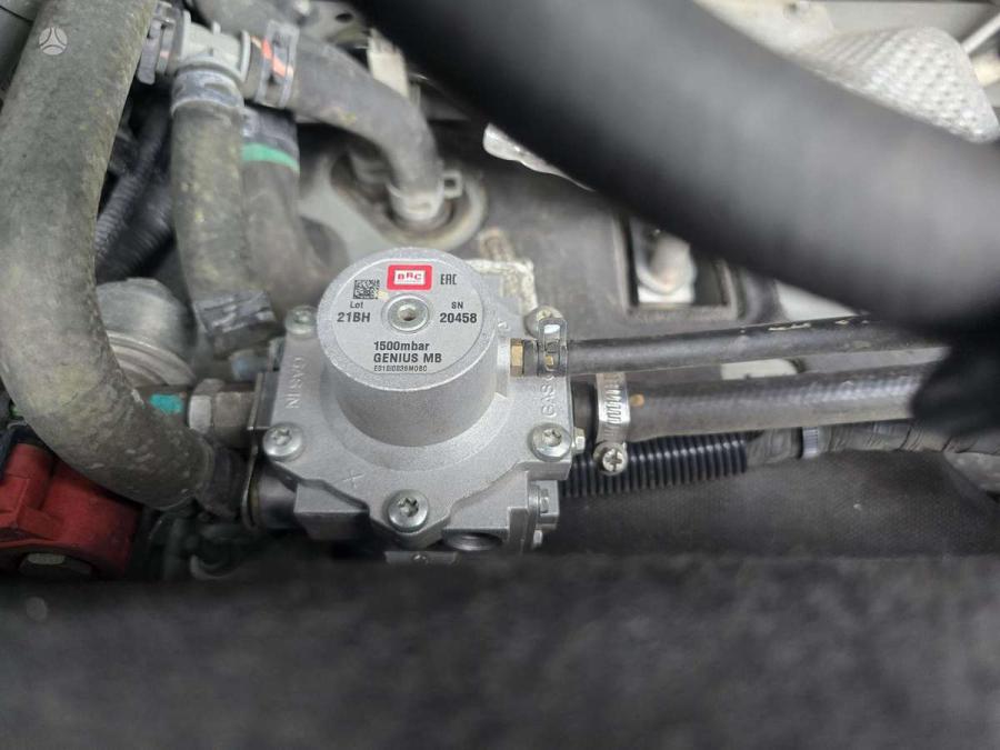 Black Mitsubishi Outlander 2014 in Panevezys, with an engine capacity of 2.00 L and mileage of 303 thousand km for 4999 €, photo 30 on AUTOMOTO.COM.LV