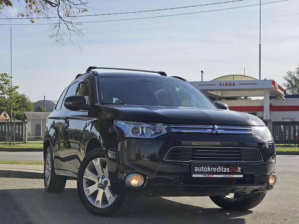 Melns Mitsubishi Outlander 2014 Šauļi, ar dzinēja tilpumu 2.00 L un nobraukumu 269 tūkst. km par 7950 €, foto 1 vietnē AUTOMOTO.COM.LV