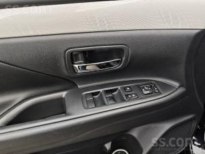 Melns Mitsubishi Outlander 2014 Rīga, ar dzinēja tilpumu 2.00 L un nobraukumu 257 tūkst. km par 9250 €, foto 15 vietnē AUTOMOTO.COM.LV