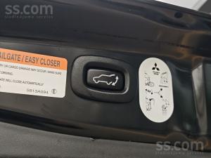 Melns Mitsubishi Outlander 2014 Rīga, ar dzinēja tilpumu 2.00 L un nobraukumu 257 tūkst. km par 9250 €, foto 20 vietnē AUTOMOTO.COM.LV