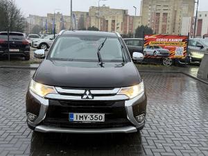 Black Mitsubishi Outlander 2015 in Kaunas, with an engine capacity of 2.27 L and mileage of 171 thousand km for 10448 €, photo 2 on AUTOMOTO.COM.LV