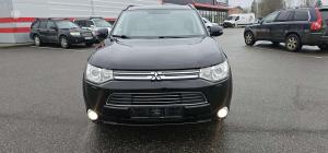 Melns Mitsubishi Outlander 2015 Ukmergė, ar dzinēja tilpumu 2.00 L un nobraukumu 275 tūkst. km par 8200 €, foto  vietnē AUTOMOTO.COM.LV
