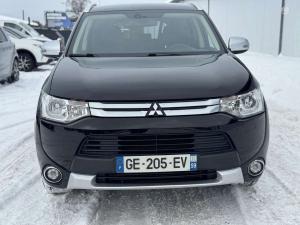 Melns Mitsubishi Outlander 2015 Tauragė, ar dzinēja tilpumu 2.27 L un nobraukumu 159 tūkst. km par 7300 €, foto 7 vietnē AUTOMOTO.COM.LV