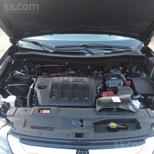 Melns Mitsubishi Outlander 2015 Daugavpils, ar dzinēja tilpumu 2.20 L un nobraukumu 0 tūkst. km par 12900 €, foto 13 vietnē AUTOMOTO.COM.LV