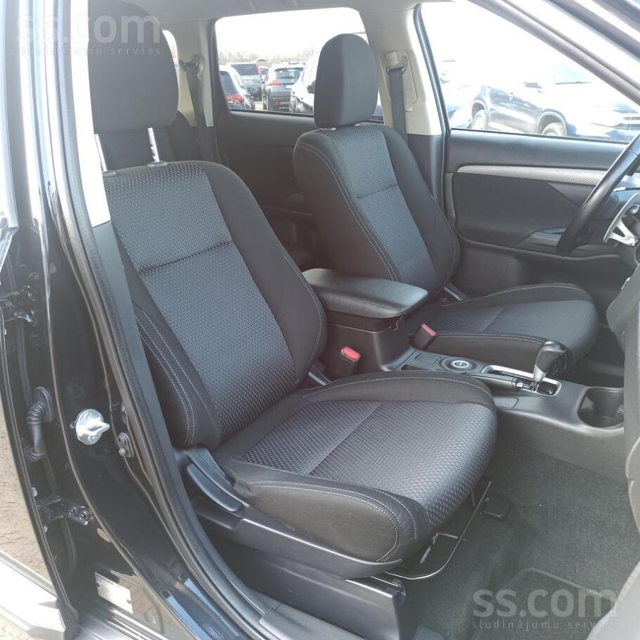 Melns Mitsubishi Outlander 2015 Daugavpils, ar dzinēja tilpumu 2.20 L un nobraukumu 0 tūkst. km par 12900 €, foto 17 vietnē AUTOMOTO.COM.LV