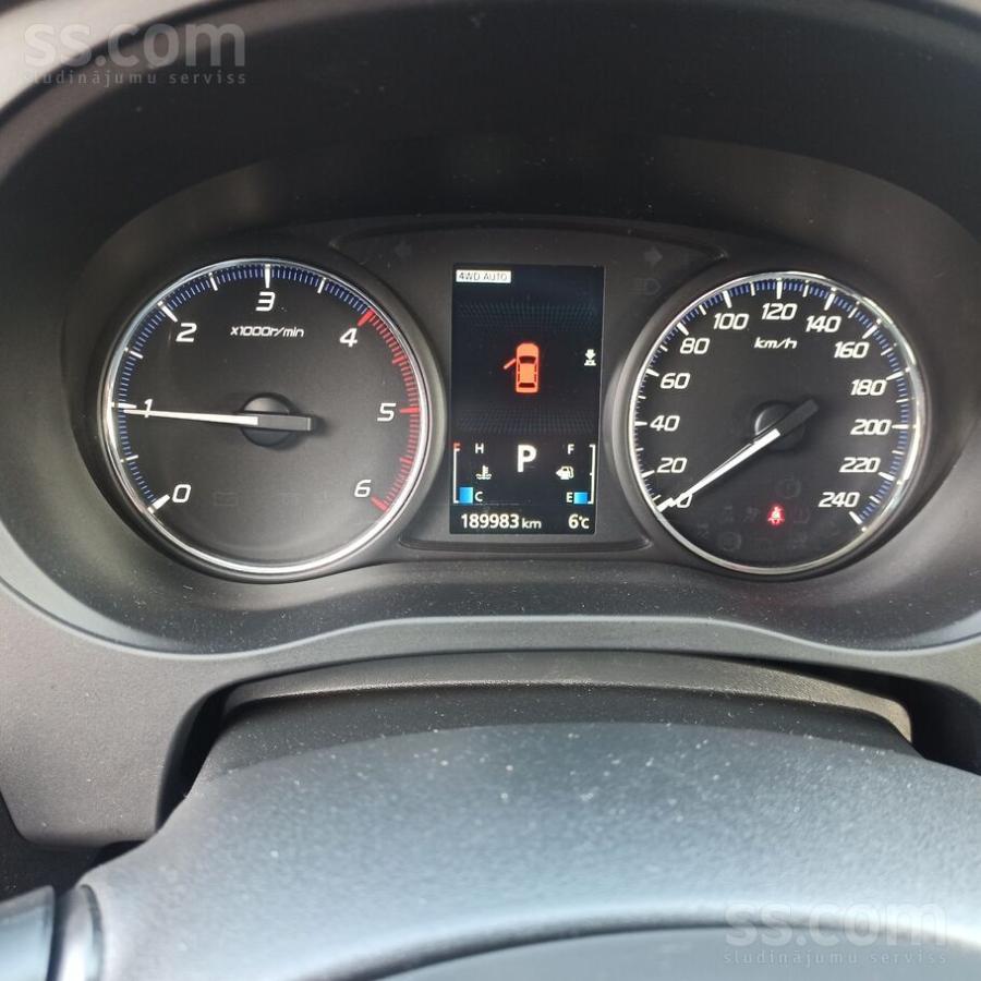 Melns Mitsubishi Outlander 2015 Daugavpils, ar dzinēja tilpumu 2.20 L un nobraukumu 0 tūkst. km par 12900 €, foto 21 vietnē AUTOMOTO.COM.LV