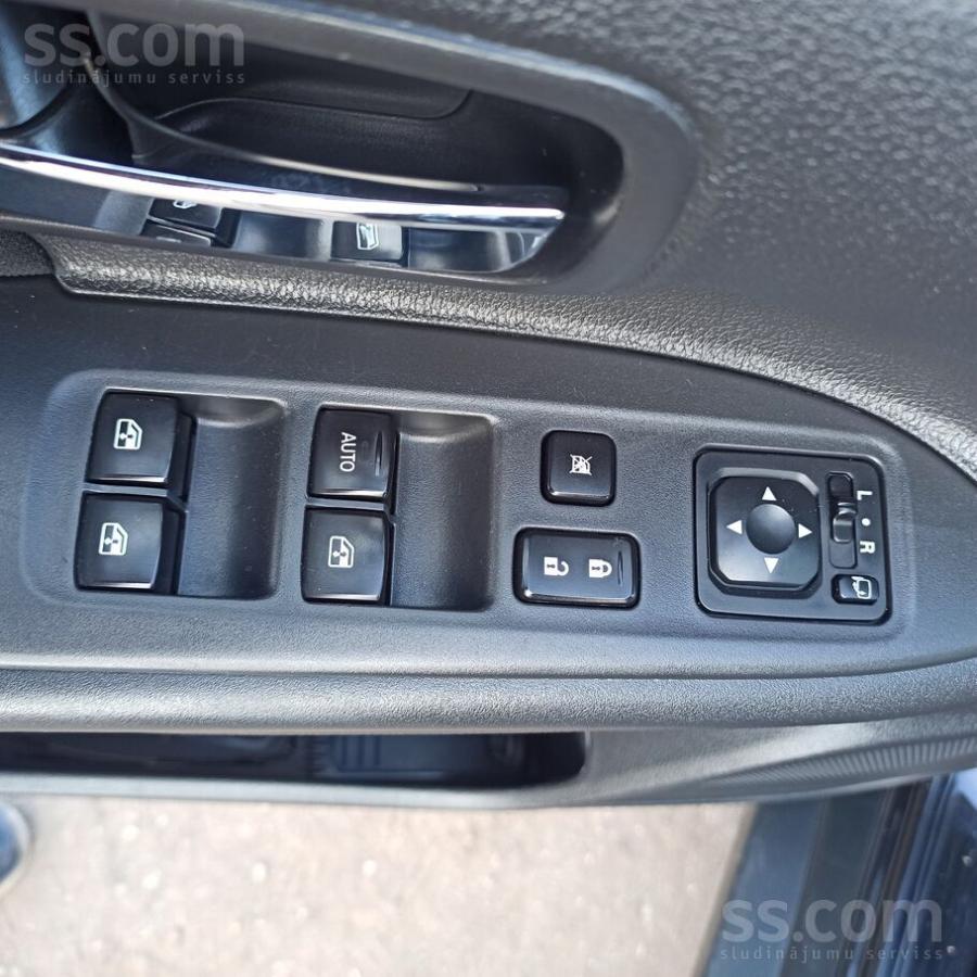 Melns Mitsubishi Outlander 2015 Daugavpils, ar dzinēja tilpumu 2.20 L un nobraukumu 0 tūkst. km par 12900 €, foto 22 vietnē AUTOMOTO.COM.LV