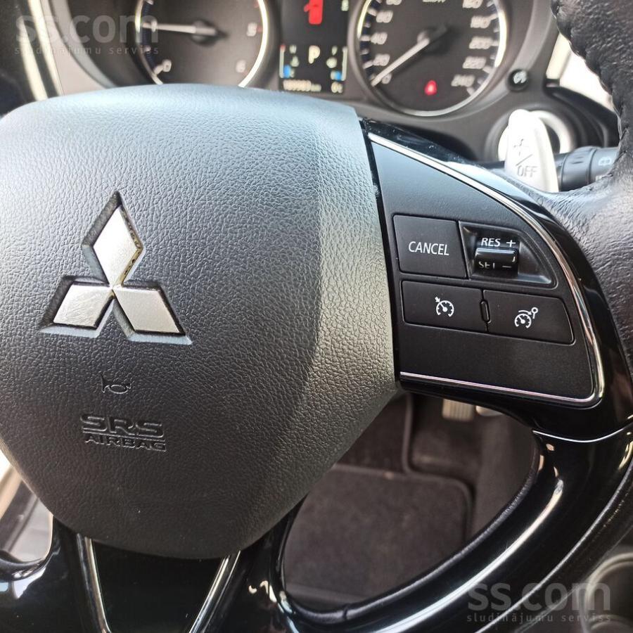 Melns Mitsubishi Outlander 2015 Daugavpils, ar dzinēja tilpumu 2.20 L un nobraukumu 0 tūkst. km par 12900 €, foto 25 vietnē AUTOMOTO.COM.LV