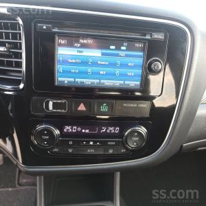 Melns Mitsubishi Outlander 2015 Daugavpils, ar dzinēja tilpumu 2.20 L un nobraukumu 0 tūkst. km par 12900 €, foto 27 vietnē AUTOMOTO.COM.LV