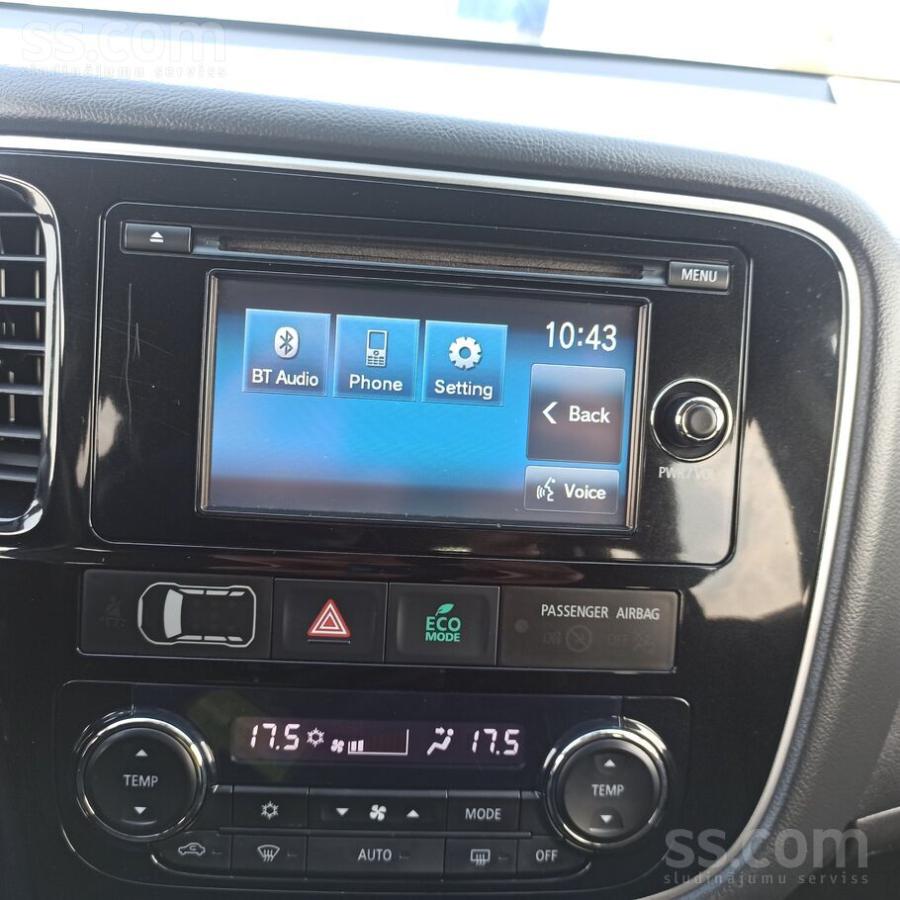 Melns Mitsubishi Outlander 2015 Daugavpils, ar dzinēja tilpumu 2.20 L un nobraukumu 0 tūkst. km par 12900 €, foto 28 vietnē AUTOMOTO.COM.LV