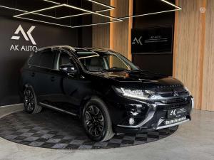 Melns Mitsubishi Outlander 2015 Kauņa, ar dzinēja tilpumu 2.00 L un nobraukumu 157 tūkst. km par 14499 €, foto 3 vietnē AUTOMOTO.COM.LV