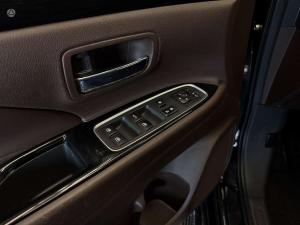 Melns Mitsubishi Outlander 2015 Kauņa, ar dzinēja tilpumu 2.00 L un nobraukumu 157 tūkst. km par 14499 €, foto 28 vietnē AUTOMOTO.COM.LV