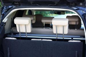 Black Mitsubishi Outlander 2015 in Kretinga, with an engine capacity of 2.20 L and mileage of 205 thousand km for 9799 €, photo 14 on AUTOMOTO.COM.LV