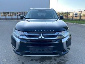 Melns Mitsubishi Outlander 2015 Rokiškis, ar dzinēja tilpumu 2.00 L un nobraukumu 280 tūkst. km par 7650 €, foto 5 vietnē AUTOMOTO.COM.LV