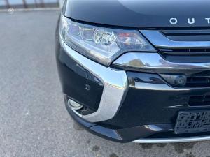 Melns Mitsubishi Outlander 2015 Rokiškis, ar dzinēja tilpumu 2.00 L un nobraukumu 280 tūkst. km par 7650 €, foto 9 vietnē AUTOMOTO.COM.LV