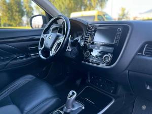 Melns Mitsubishi Outlander 2015 Rokiškis, ar dzinēja tilpumu 2.00 L un nobraukumu 280 tūkst. km par 7650 €, foto 19 vietnē AUTOMOTO.COM.LV