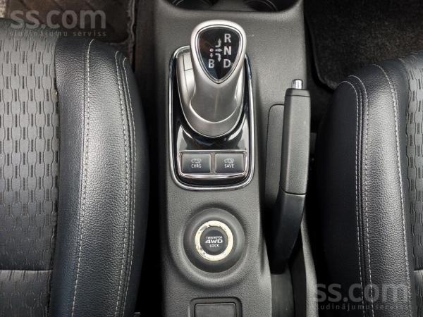 Melns Mitsubishi Outlander 2015 Rīga, ar dzinēja tilpumu 2.00 L un nobraukumu 277 tūkst. km par 8750 €, foto 10 vietnē AUTOMOTO.COM.LV